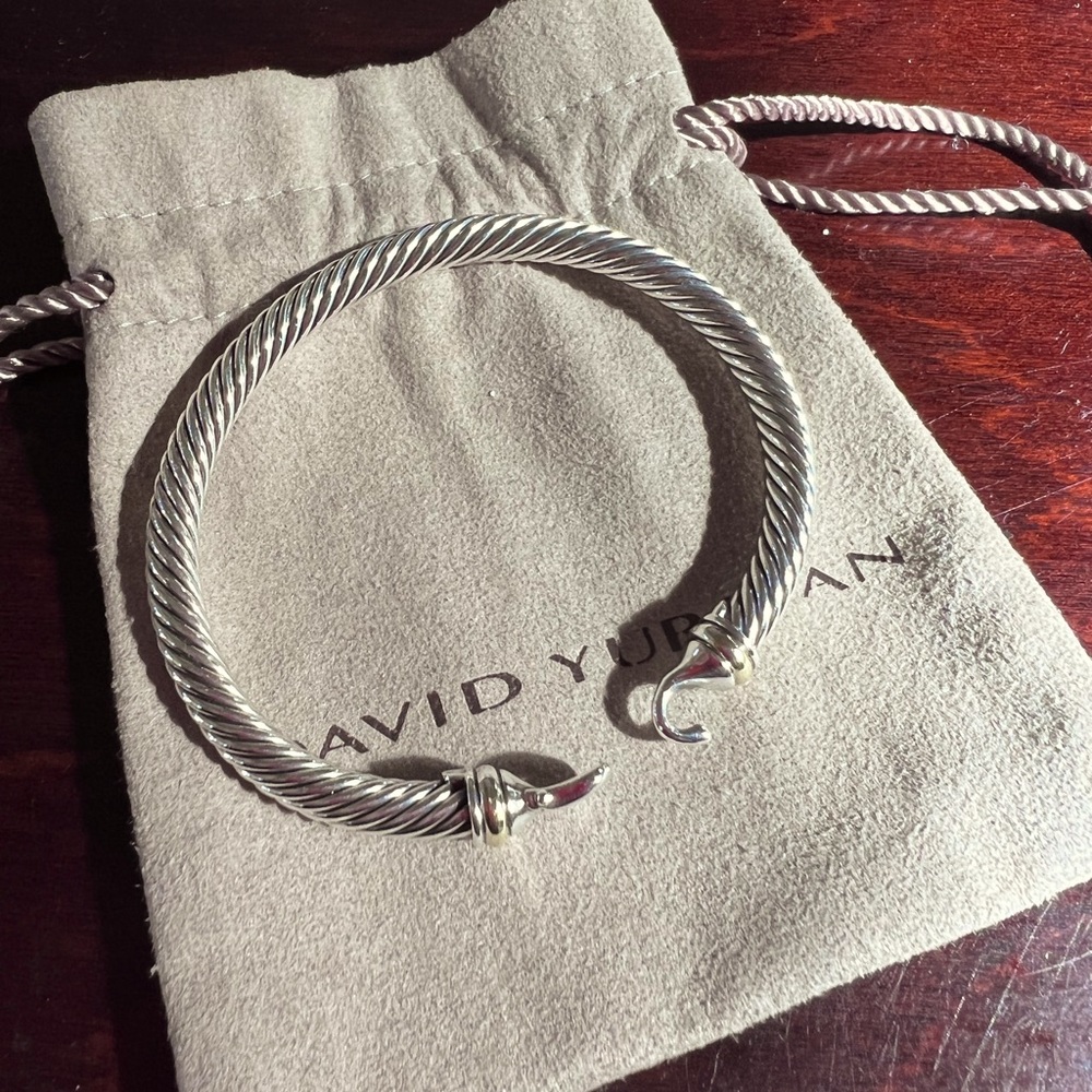 Authentic David Yurman Cable Buckle Bracelet - Gem